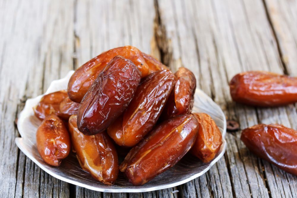 Why Eating Dates are Healthy and Nutritious - Radiant Peach